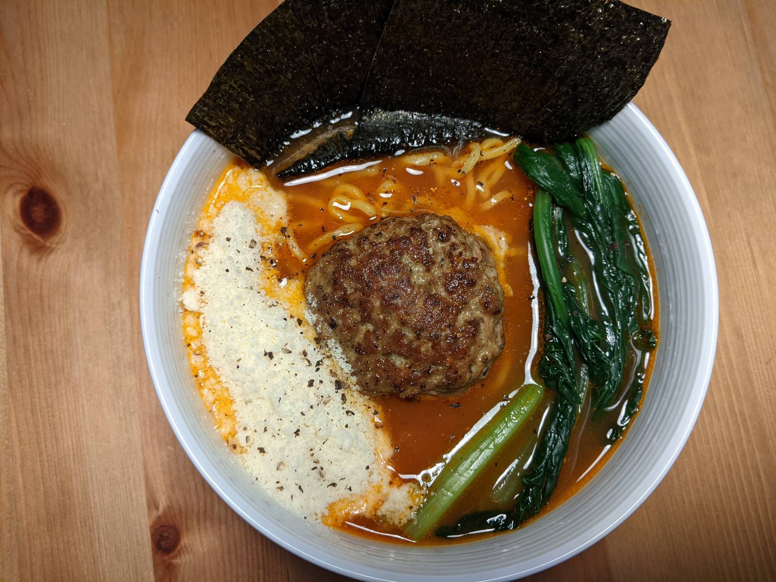 Resep: Ramen Tomat Dengan Bakso Sapi dan Babi